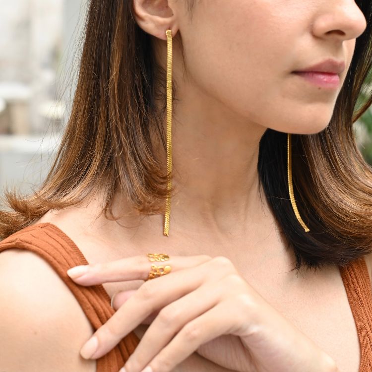 Gold Flow Shoulder Dusters – Eurumme